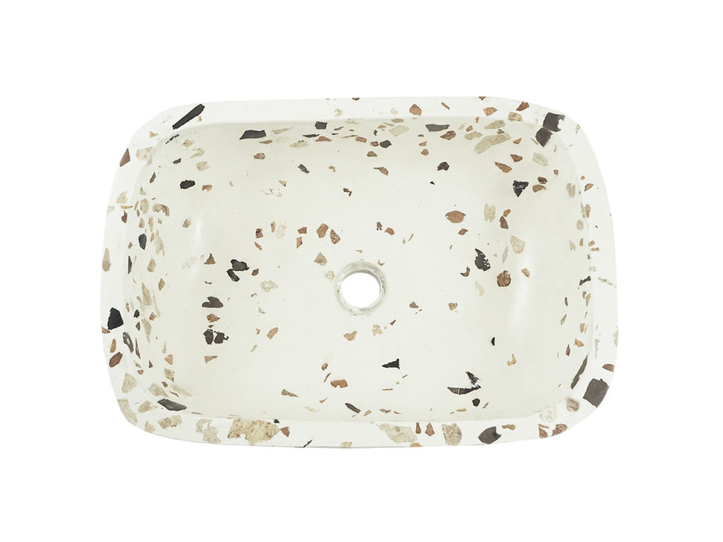 Terrazzo vask, naturhvit med store marmorbiter - By Bjørkheim